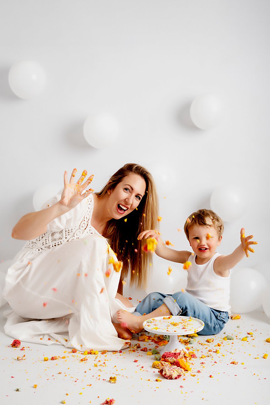 I did my own cake smash and I loved it! | Meagan Sarah Photography